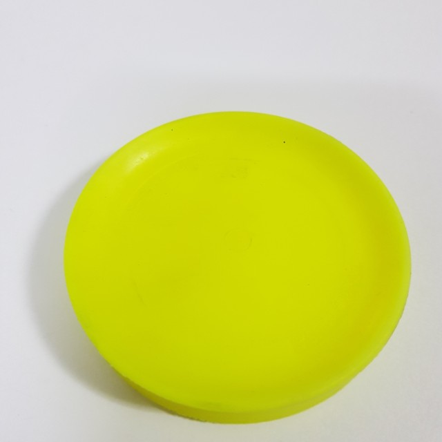 Zip Chip (mini frisbee), Hobbies & Toys, Toys & Games on Carousell