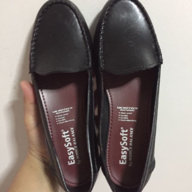 Easysoft World Balance Size 6, Women's Fashion, Footwear, Slippers and ...