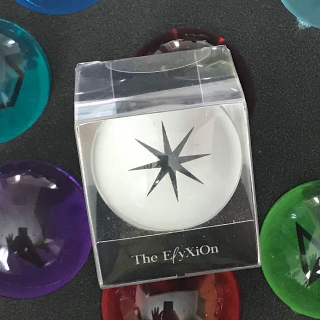 EXO Baekhyun ElyXiOn Orb, Hobbies & Toys, Memorabilia & Collectibles, K ...