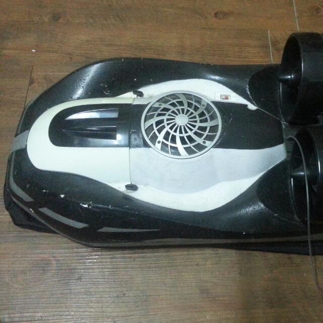 Remote Control Toy Taiyo RC Hovercraft Floats On Land And Water ...