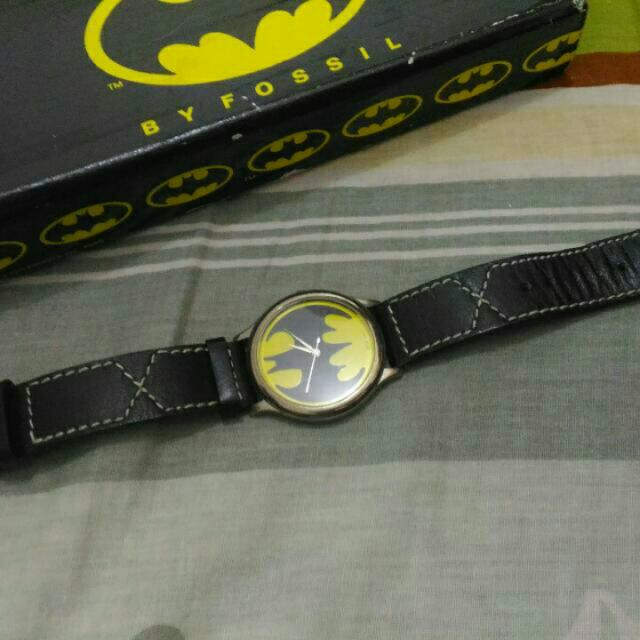 Vintage 1989 BATMAN Fossil Wristwatch, Men's Fashion, Watches ...