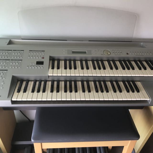Yamaha Electone Stagea ELB-01, Hobbies & Toys, Music & Media, Musical ...