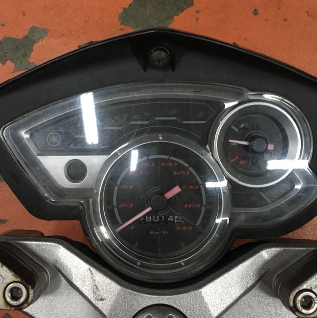 Yamaha X1R Speedo w Handle bar., Motorcycles, Motorcycle Accessories on ...