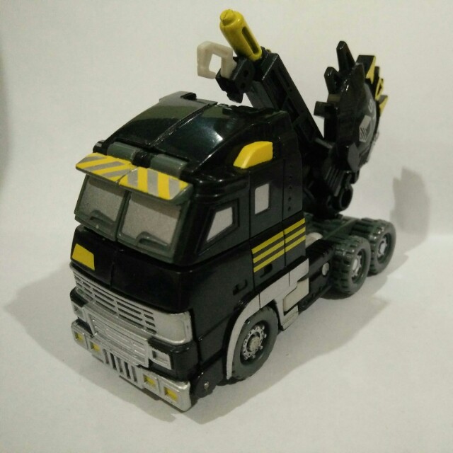 Armorhide Target Exclusive Transformers Movie Cybertron, Hobbies & Toys ...