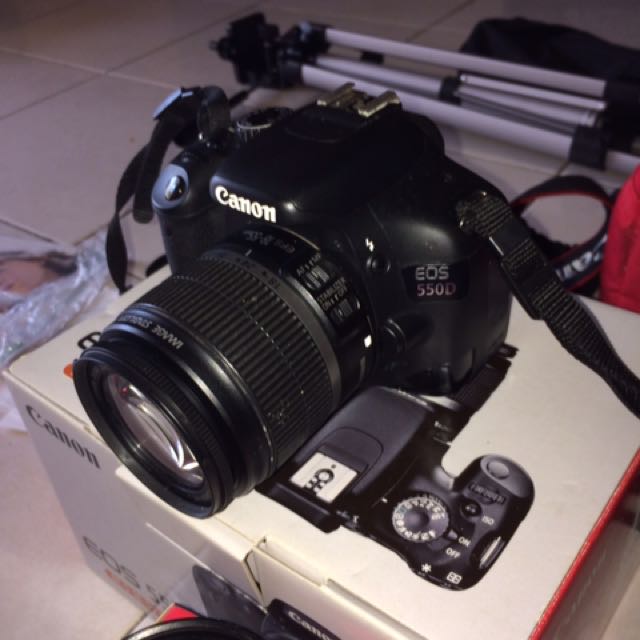Canon Eos 550 D, Photography, Cameras on Carousell