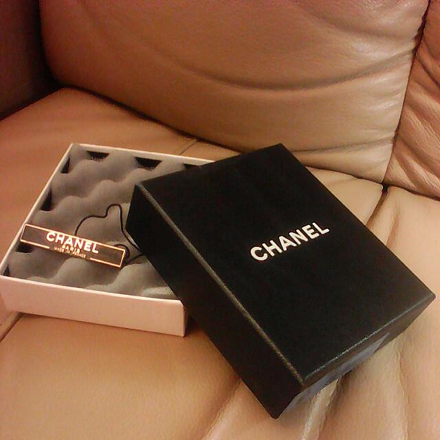 Chanel chain box, Women's Fashion, Jewelry & Organisers, Accessory ...
