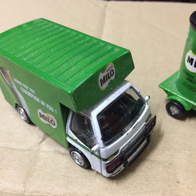 Milo collectible Lorry, Hobbies & Toys, Collectibles & Memorabilia ...