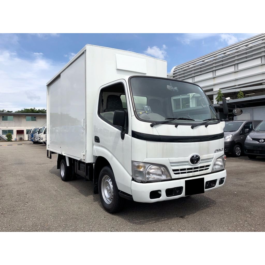 Toyota Dyna, Cars, Commercial Vehicles on Carousell