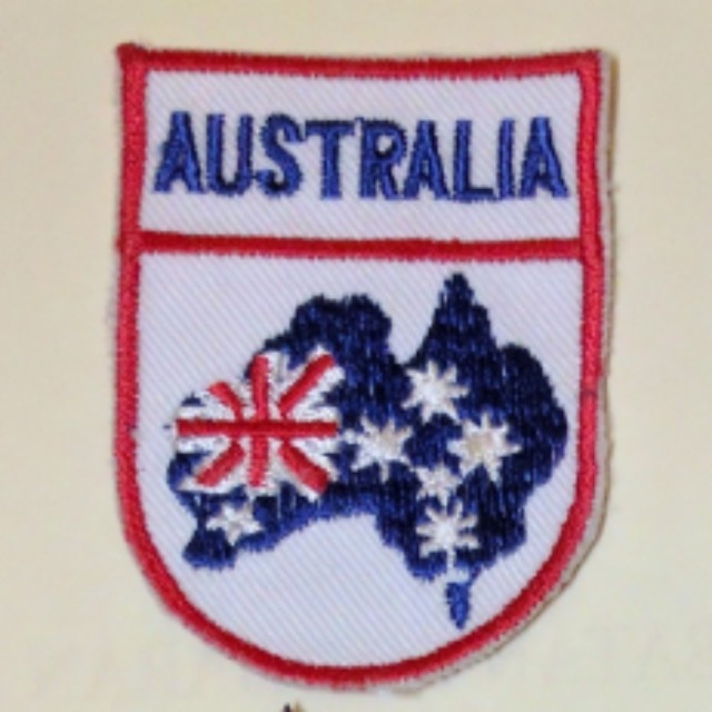 Australia badge crest, Hobbies & Toys, Stationery & Craft, Handmade ...