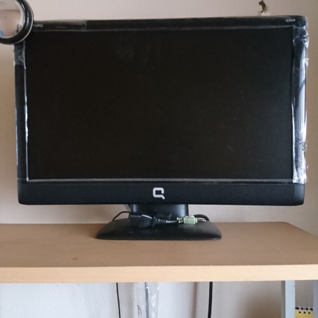 Compaq 20" LCD Colour Monitor, Computers & Tech, Parts & Accessories ...