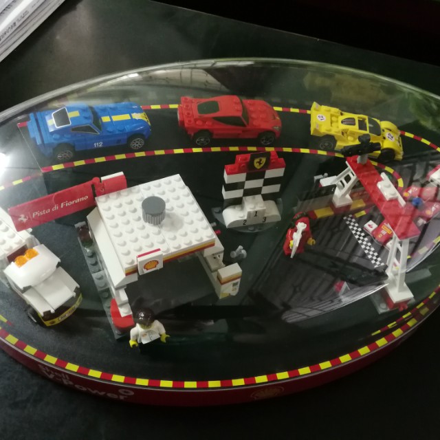 Lego Shell Full Set with Display Case, Hobbies & Toys, Toys & Games on ...
