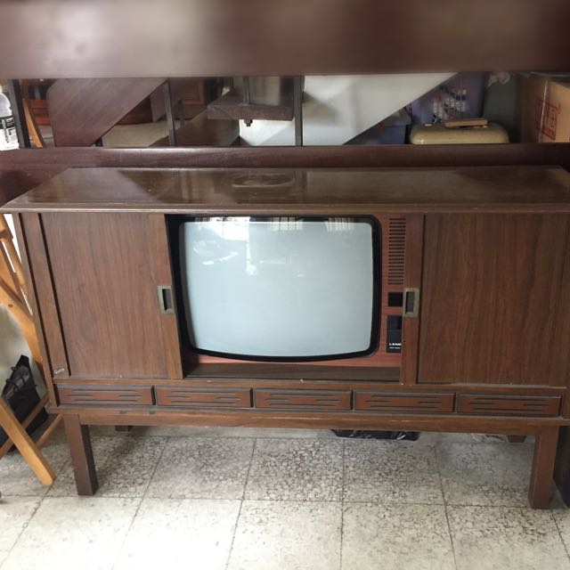 Antique Graetz TV in Cabinet, Furniture & Home Living, Furniture, TV ...