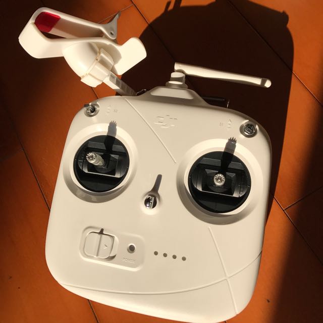 DJI Phantom 3 Standard Controller, 攝影器材, 航拍 - Carousell