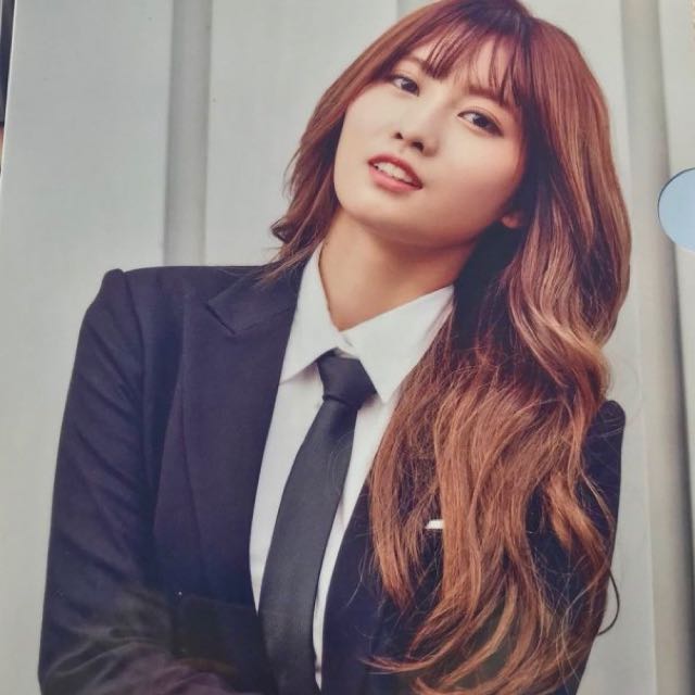 Momo L-Holder suit ver, Hobbies & Toys, Memorabilia & Collectibles, Fan ...