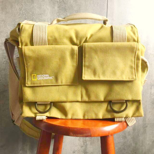 National Geography Earth Explorer Camera Bag, Women's Fashion, Bags ...