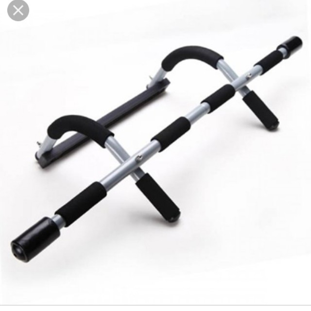 Pull up bar, Sports Equipment, Exercise & Fitness, Toning & Stretching ...