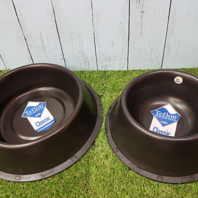 Dupont Teflon Bowl, Pet Supplies, Health & Grooming on Carousell