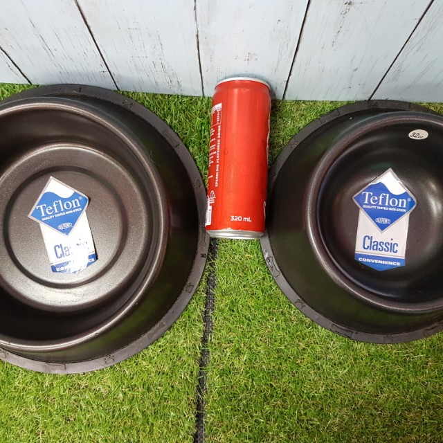 Dupont Teflon Bowl, Pet Supplies, Health & Grooming on Carousell