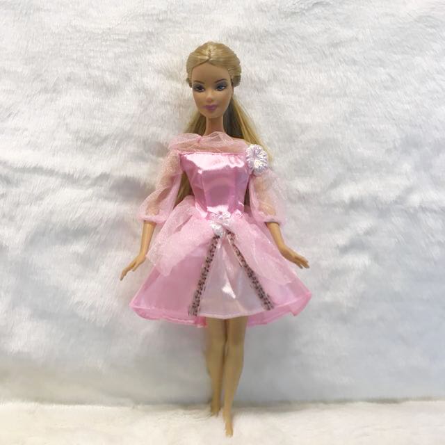 Barbie 07 doll dress pink, 興趣及遊戲, 收藏品及紀念品, 明星周邊 - Carousell