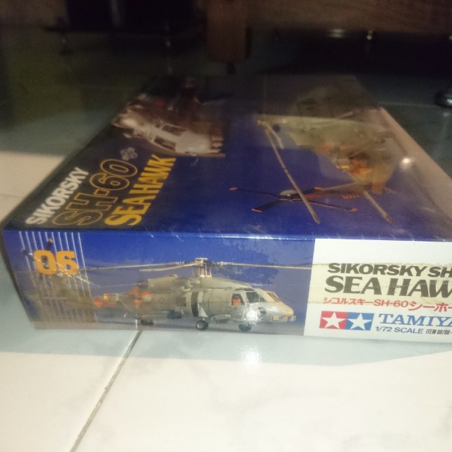 Brand new Sikorsky SH-60 seahawk helicopter Tamiya warbird series 1/72 ...