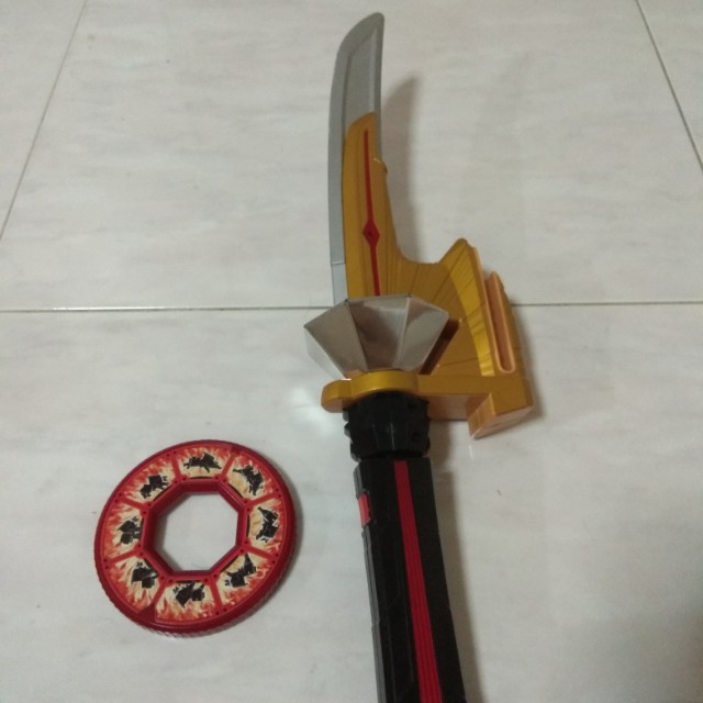 Samurai Sentai Shinkenger DX ShinkenMaru, Hobbies & Toys, Toys & Games ...