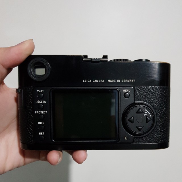 Leica M8.2 Black Paint, Photography, Cameras on Carousell