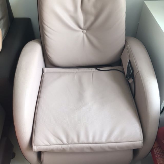 Osim Massage Chair, Furniture & Home Living, Furniture, Other Home ...