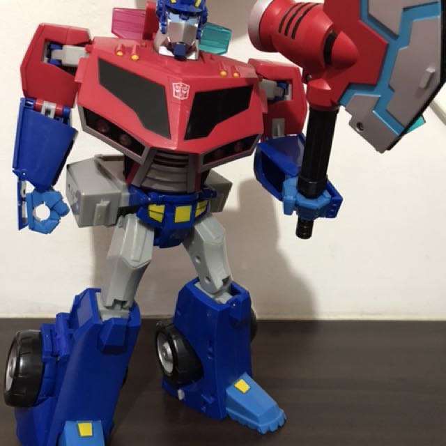 (bulkhead and Magnus sold) Transformers Animated leader class, Hobbies ...