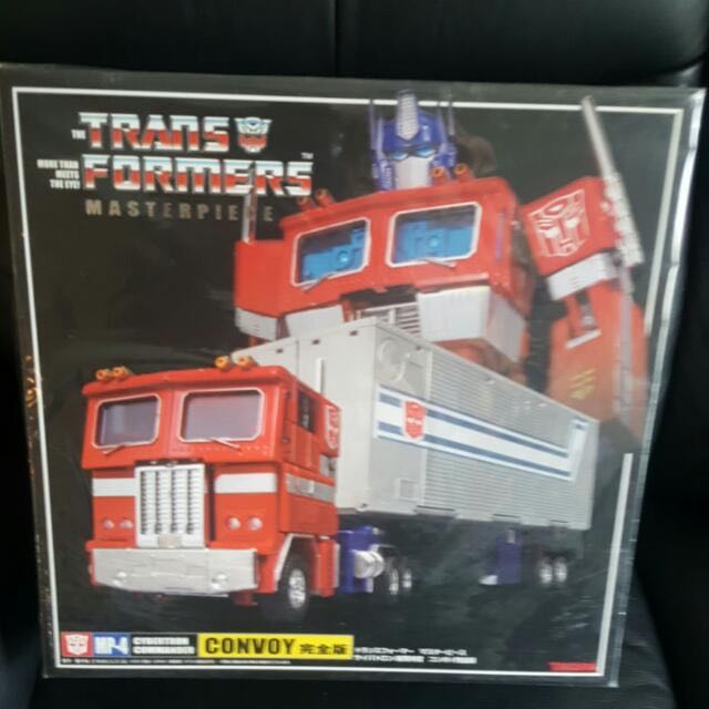 Transformers Optimus Prime With Trailer MP 04 Takara First Version ...