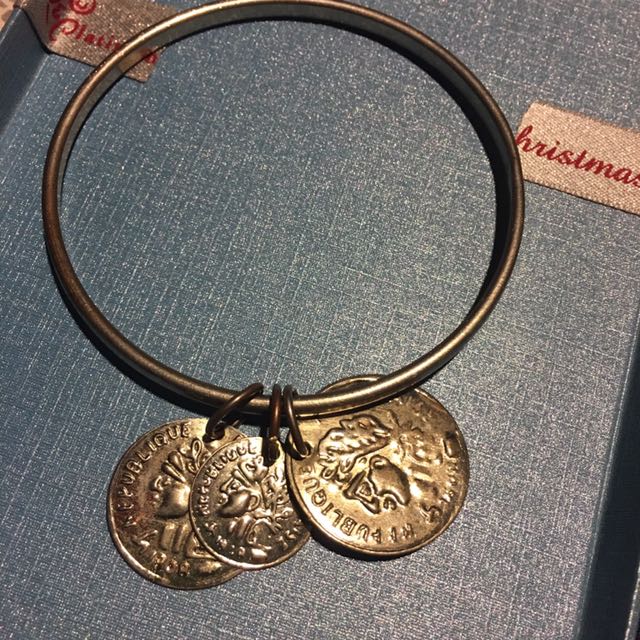 Vintage coins bangle, Women's Fashion, Jewelry & Organisers, Bracelets ...