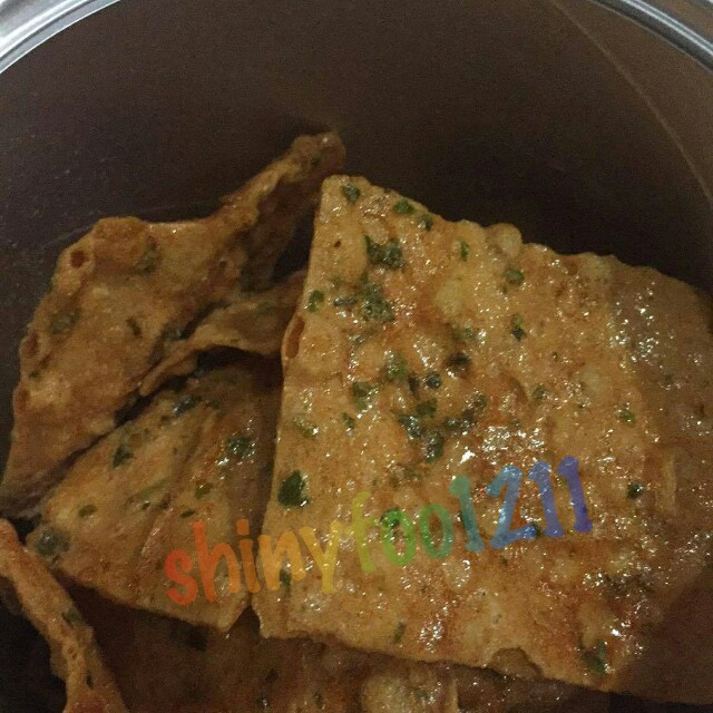 Fish Cracker Seaweed, Food & Drinks, Chilled & Frozen Food on Carousell