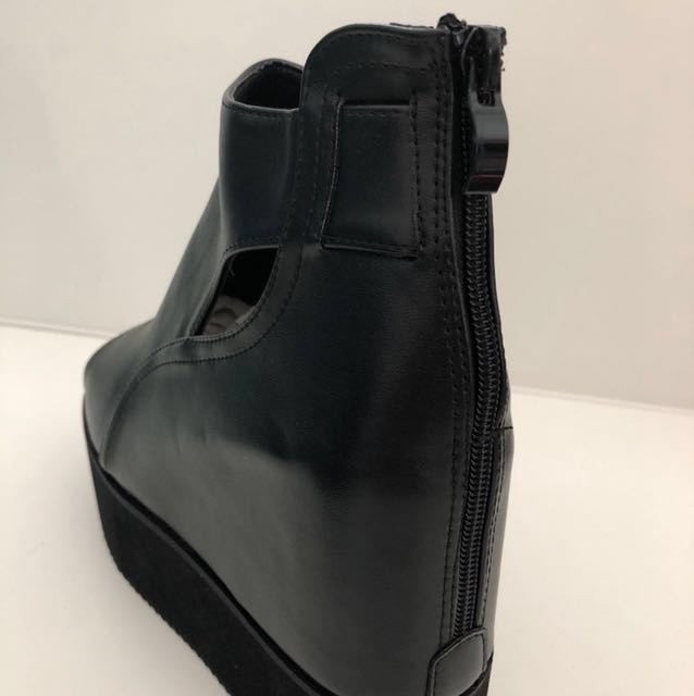 Rare 2 inch black platforms increased height and cosplayers! $25 only ...