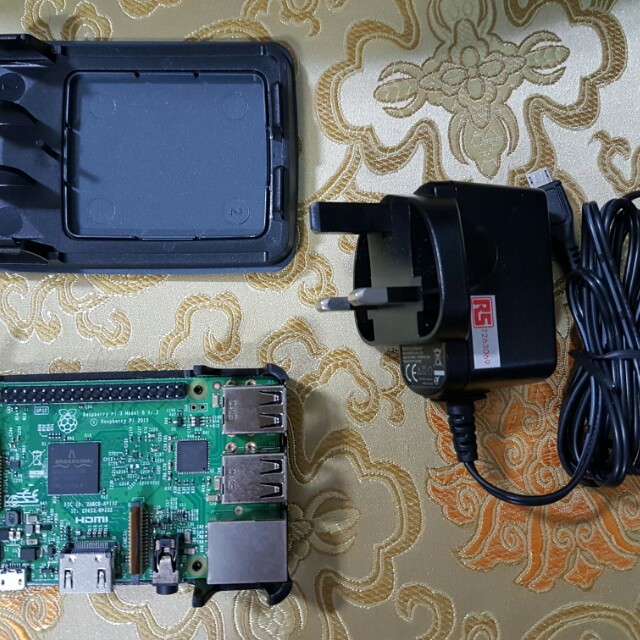 Raspberry Pi 3 + Enclosure + Power, Computers & Tech, Parts ...