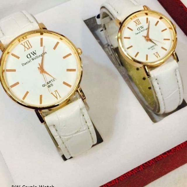 DW couple watch with box, Women's Fashion, Watches & Accessories ...