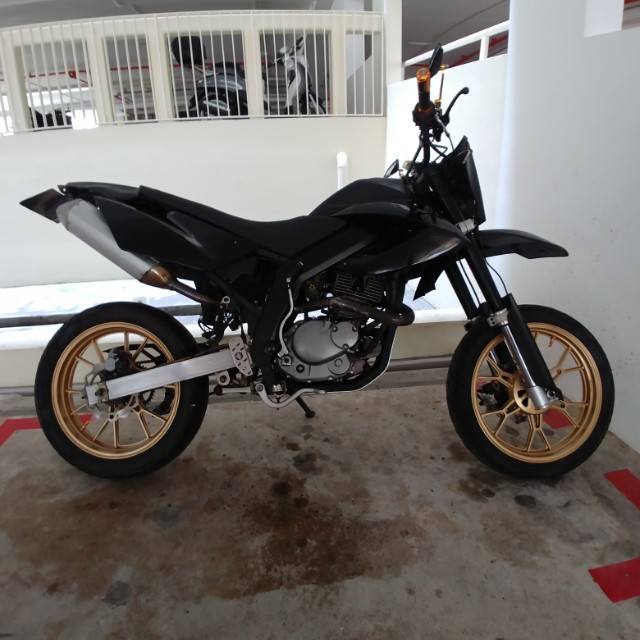 MLE Xtm 200, Motorcycles, Motorcycles for Sale, Class 2B on Carousell