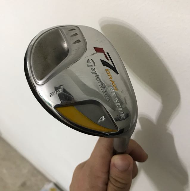 TaylorMade R7 Rescue, Sports Equipment, Sports & Games, Golf on Carousell