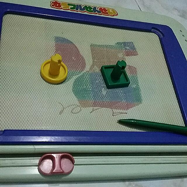 Papan tulis Belajar, Bayi & Anak, Mainan & Baby Walker di Carousell