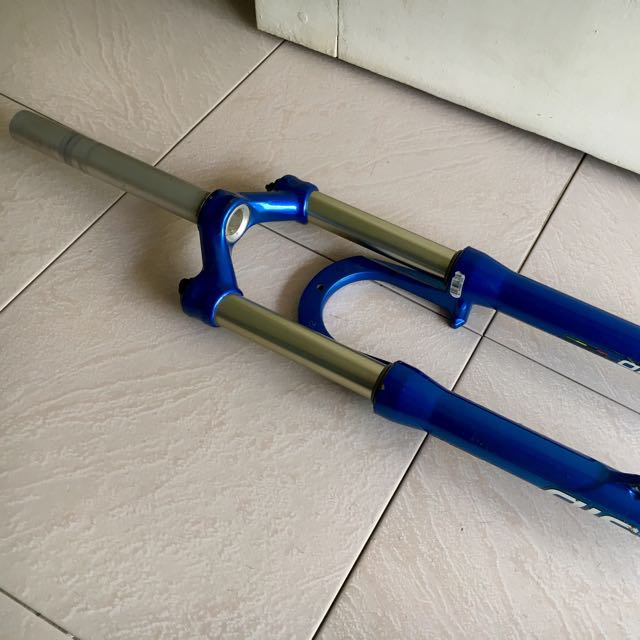Rockshox SID Race Blue Fork, Sports Equipment, Bicycles & Parts ...