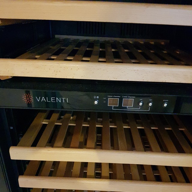Valenti Full Size Wine Fridge, TV & Home Appliances, Kitchen Appliances ...