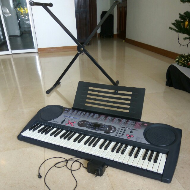 Casio 61 key Keyboard LK-35 Key Lighting System, Hobbies & Toys, Music & Media, Musical ...
