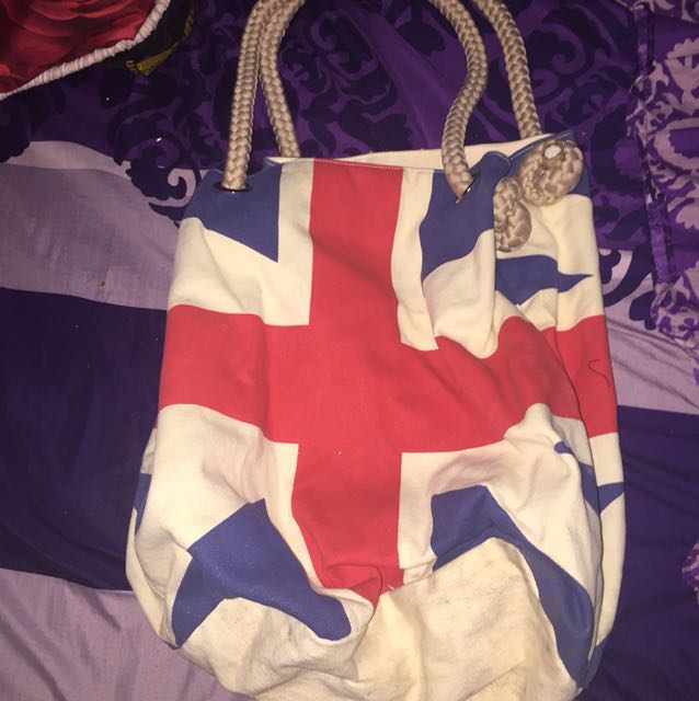 england flag bag, Fesyen Wanita, Tas & Dompet di Carousell