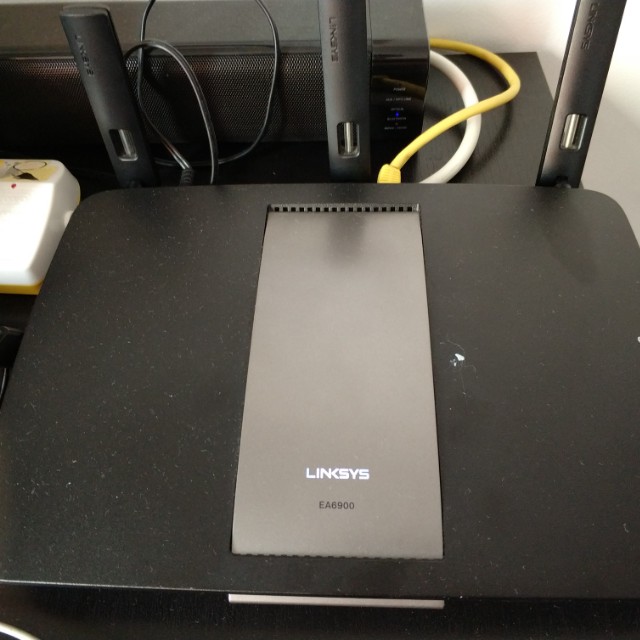 Linksys EA6900 Router, Computers & Tech, Parts & Accessories ...