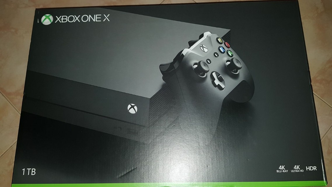 Xbox One X 1TB Console + 1 extra wireless controller, Video Gaming ...