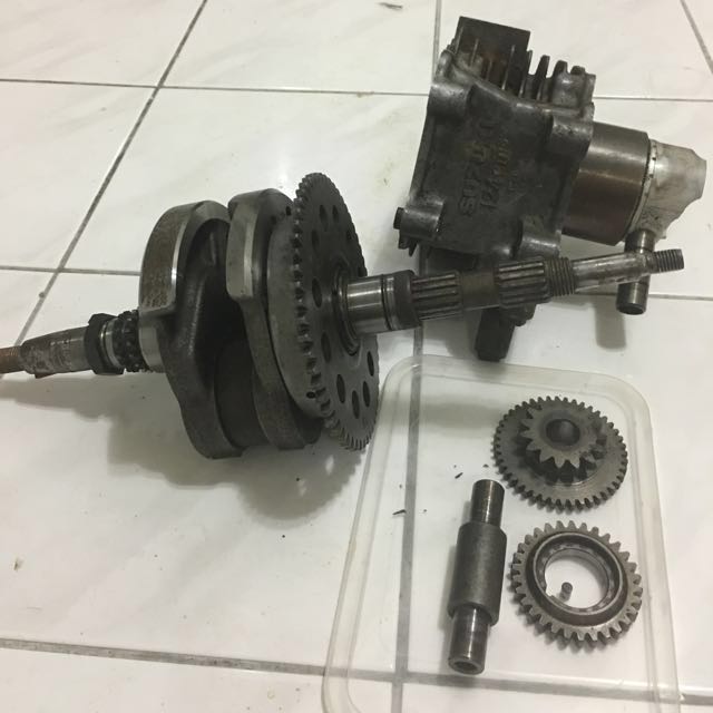 Block Dan Crank Shaft Suzuki Vs125, Auto Accessories on Carousell