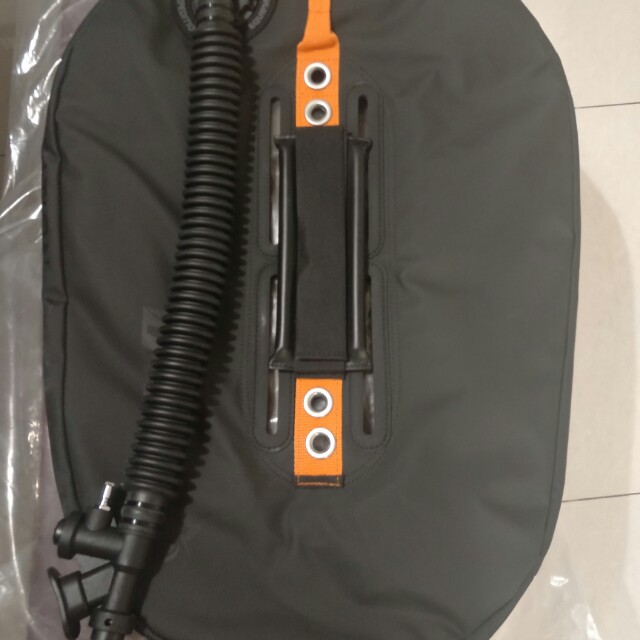 Deep 6 20lb wing Dive Diving scuba, Sports Equipment, Sports & Games ...