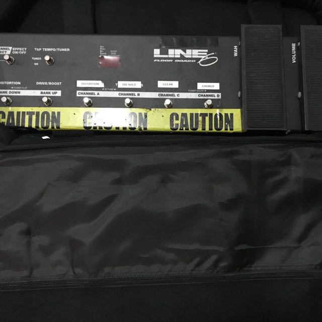 Line 6 floor board with bag, Hobbies & Toys, Music & Media, Music ...