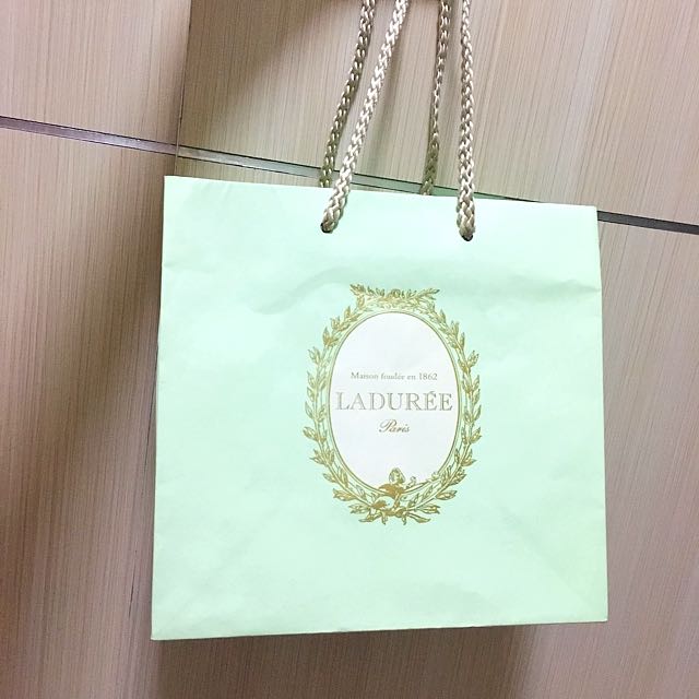 PAPER BAG LADUREE, Barang Yang Dicari di Carousell