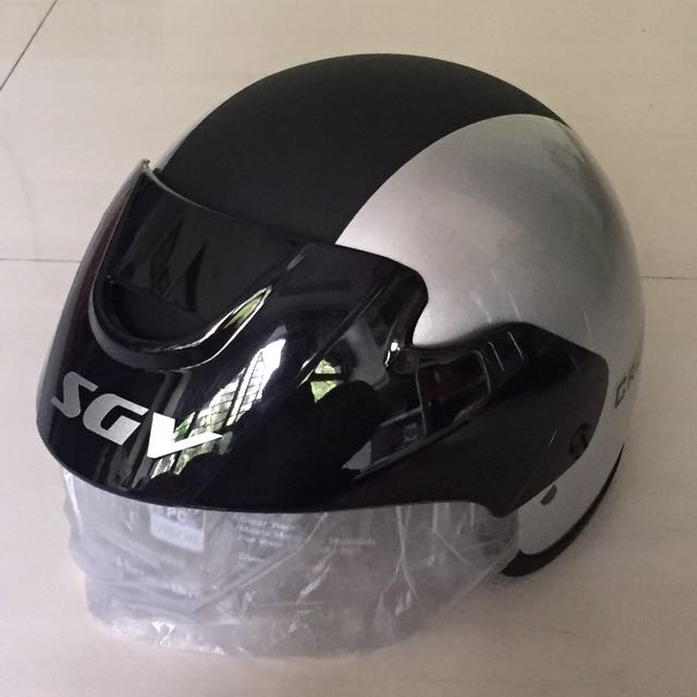 Sgv Cruiser Helmet, Motorcycles, Motorcycle Apparel on Carousell