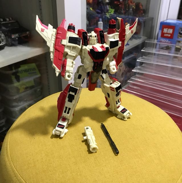 Transformers Botcon 2008 Shattered Glass Starscream, Hobbies & Toys, Toys & Games on Carousell