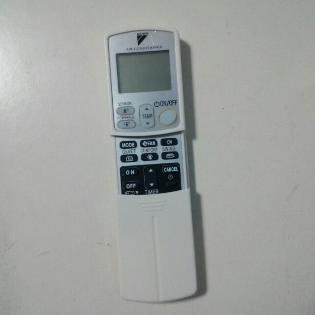 DAIKIN remote control compatible., TV & Home Appliances, Air ...